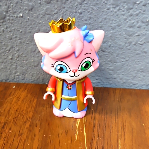 Toys | Ryans World Queen Cat Kitty Figure Alpha Lexa Blue Eye Green Eye ...